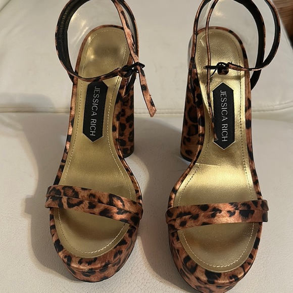 Jessica Rich | Shoes | Jessica Rich Animal Print Sz 38 | Poshmark